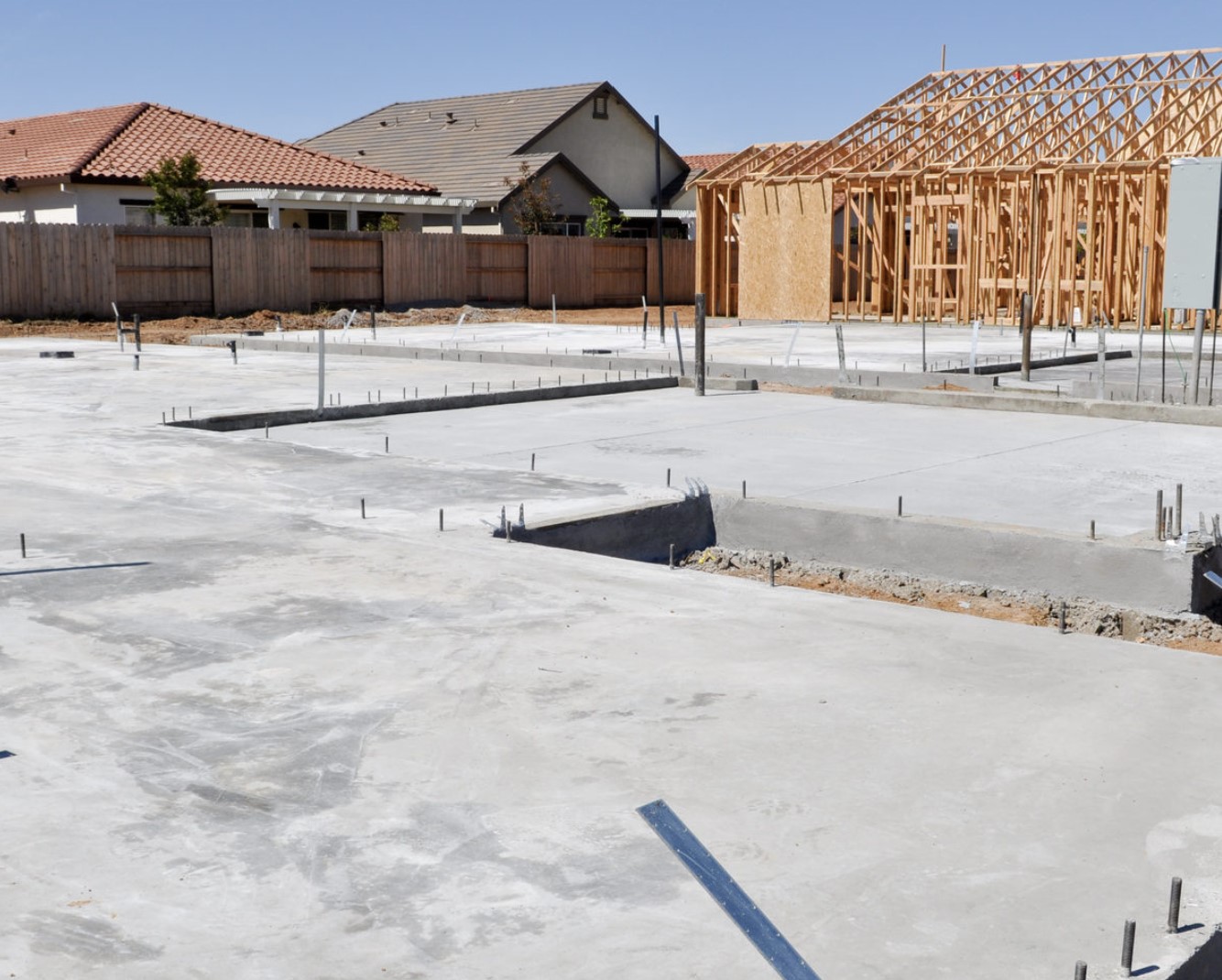 How Much Can an Excavator Dig in a Day? A Comprehensive Guide to ...