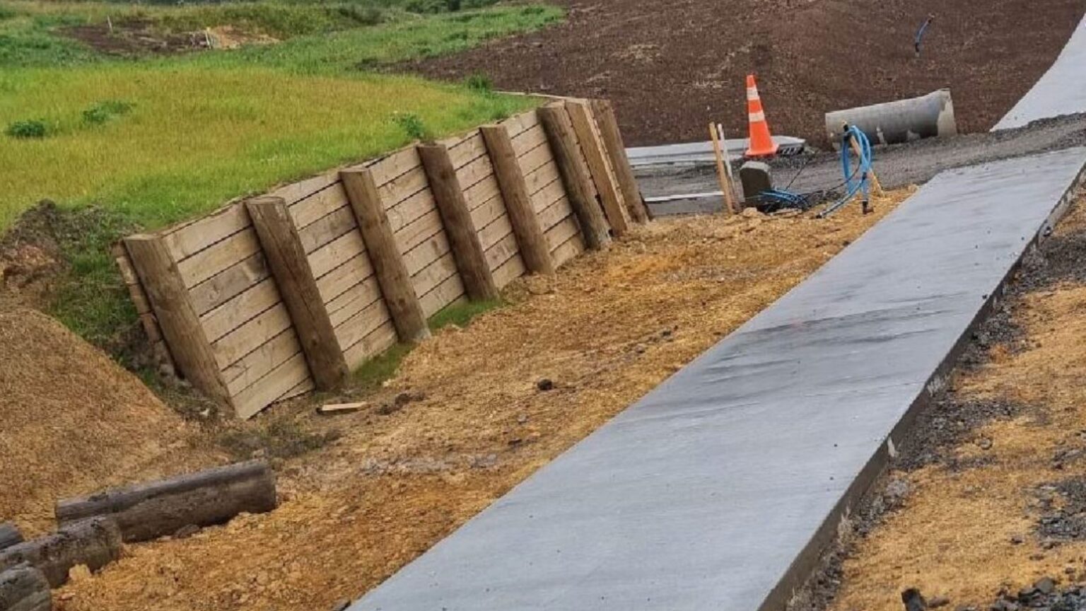 Ultimate Guide To Timber Retaining Walls Design NZ